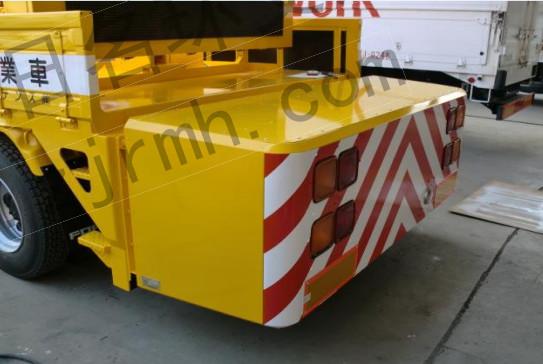 Collapsible 2.0-4.0t Attenuator Truck Crash Anti Collision