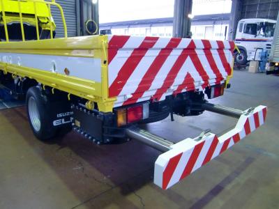 China Telescopic Anti Collision Rod Truck Mounted Attenuator Absorb Impact Energy for sale