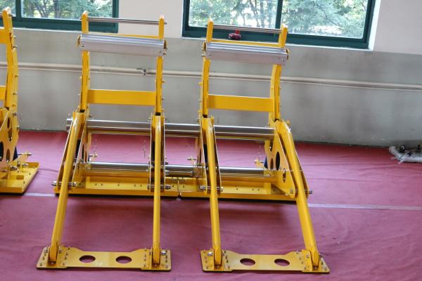 Yellow LED Arrow Bottom Rubber Anti Ram Barrier Removable