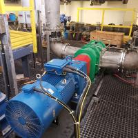 China Broadside Rotor Technology High Efficient Lobe Pump With Machinery Seal for sale