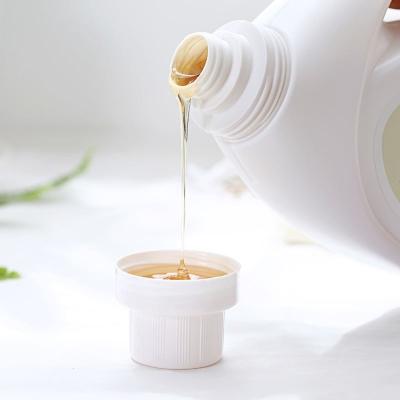Cina Enzima liquido modificato della cellulasi per i vestiti liquidi di saponeria più bianchi e più luminosi in vendita