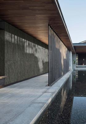 China Säurebeständige Flamme-Finixierung Dunkelgrau 600x1200mm Matt Außenvorhangwand Porzellantäfel für Einkaufszentrum zu verkaufen