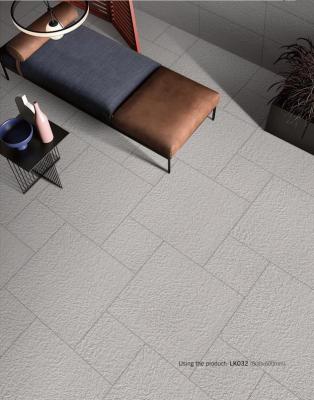 Cina Piastrelle di parete interne di colore grigio chiaro e piastrelle di porcellana da 60x60 cm per design e doccia in vendita