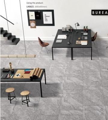 Cina 600x600mm resistente all'usura Piastrelle per pareti esterne e piastrelle di porcellana grigio chiaro per centri commerciali e case in vendita