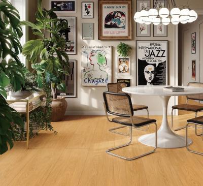 中国 AAA級 木製ポルセラン ストライプ 黄色 グレー 250x1500mm 装飾用 建物の床タイル 販売のため