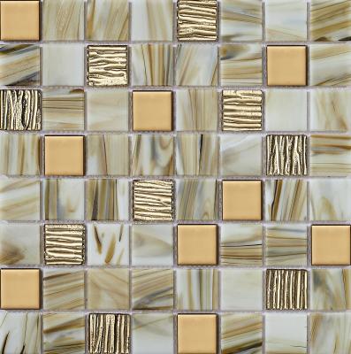 Cina Mosaico di vetro per pareti interne di 304x304 mm di qualità AAA giallo e ecologico per decorazioni creative e hotel in vendita
