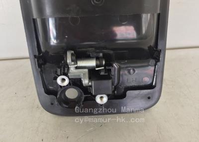 Cina 8-98037100-1 Door Outside Handle For ISUZU NPR FTR ELF in vendita
