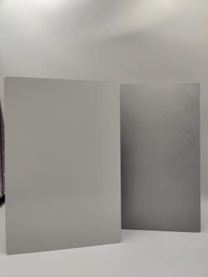 中国 ブラッシュされた火力対応のACPシート 0.3mm アルミ 4.0mm 厚さ 天井用 販売のため