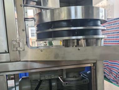 China Salt Packaging Machine Continuous Bagging Line Plan Vertical Bagging and Open Mouth Filling Coordination for sale