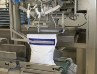 China Automated Salt Packaging Line System with 80-120 Bags/Min Speed and ±0.5g Accuracy for Industrial Food Processing for sale