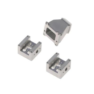 China Professionele CNC-draaimachines voor het bewerken van delen van staal en aluminium Te koop