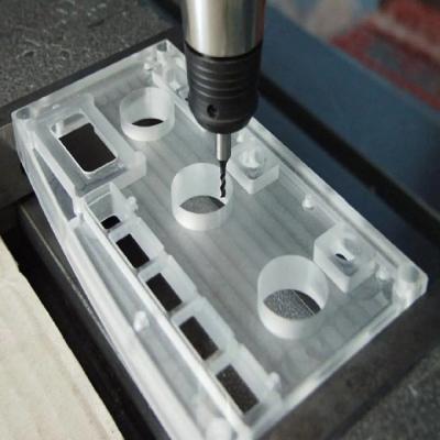 Cina Capacità del materiale di bronzo Lavorazione CNC con nitruro PVD di rivestimento a vuoto Trattamento superficiale in vendita