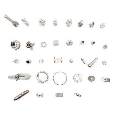 China Torsión y fresado de precisión CNC para piezas de repuesto de motor Zubehr de plástico personalizado en venta