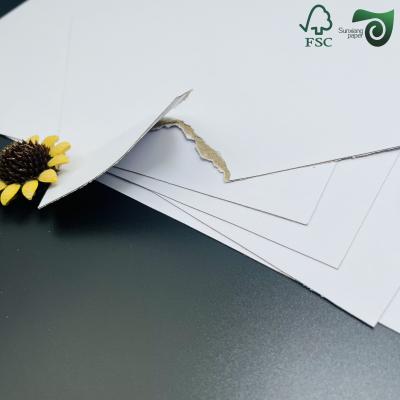 China 1mm 820g White Cardboard FSC With Grey Middle Layer 2 Layer Laminated Carton Board 31