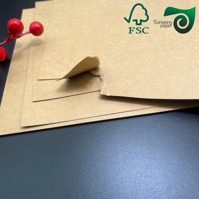 Китай Бумажный картон FSC 300 г/м² коричневый небеленый крафт-бумаги в рулоне, ширина 70 см, для упаковки фаст-фуда продается