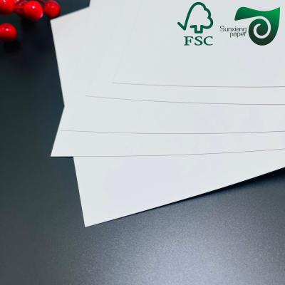 China FSC 230g 250g 300g 400g SBS Paper Board Rolls High Stiffness For Cosmetic Boxes for sale