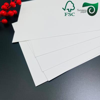 China FBB SBS  Ivory Board C1S Art Board Jumbo Rolls  250gsm Versatile Widths For Packaging Printing for sale