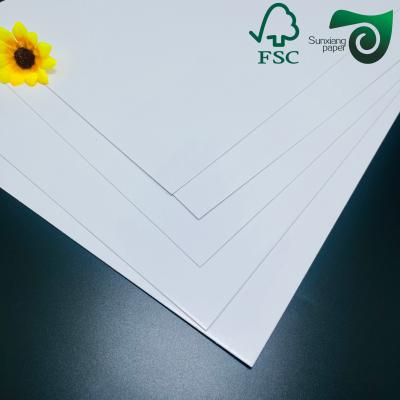 China FSC  Black Core Playing Card Paper 280gsm 330gsm White Coated Cardboard   C2S Art paper for sale