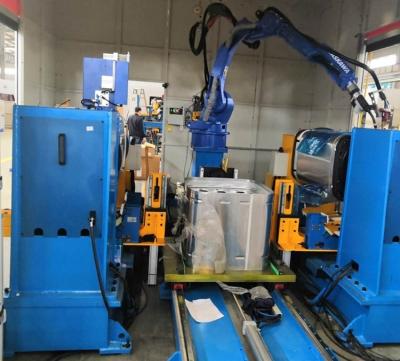 China Op maat gemaakte 220V-robotlasstation voor aluminium brandstoftankdeksels 1000kg gewicht Te koop