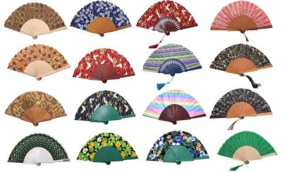 China Design Grátis Ventilador de madeira 21cm ou personalizar Perfeito para presente de negócios e promoção à venda