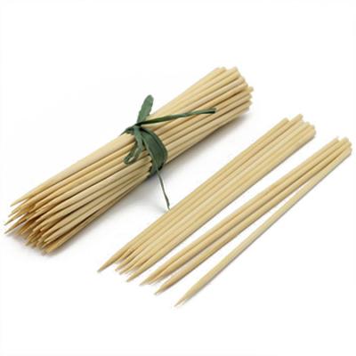 Cina Spigoli di bambù versatili di 6,0 mm di diametro 18 cm di lunghezza Ideale per antipasti e dolci in vendita