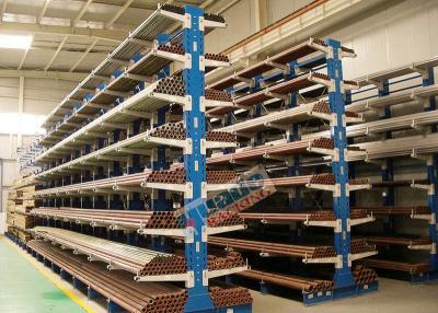 China 4650 Kg per het Staalopslag van de Wapencantilever rekt Rijen met Stapelaarkranen Te koop