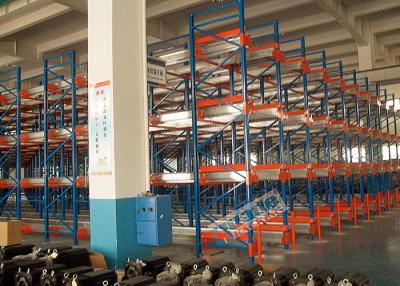 China Satellite Shuttle Pallet Racking Shelves 8 - Wheel Type 1500 Kg Max. Capacity for sale