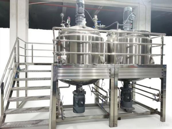 Quality 2000L Fixed Vacuum Emulsifying Homogenizer Combination Equipment For Cream for sale