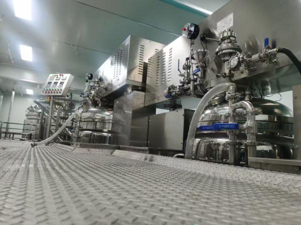 Quality Fixed Liquid Cosmetics Vacuum Emulsifying Mixer Machine 3000L for sale