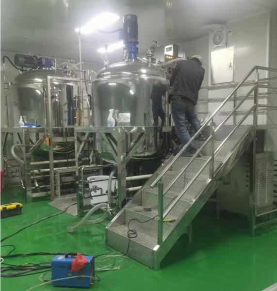 Quality Cream Production Fixed Type Vacuum Emulsifier Homogenizer with CIP Cleaning Ball for sale
