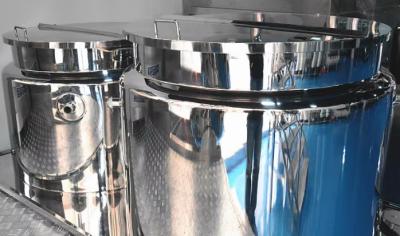 China 300L Fixed Automatic Liquid Soap Vacuum Homogenizer Emulsifier Machine for sale