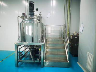 China 500L Cosmetics Vacuum Homogenizing Emulsifying Tank with Circulation System for sale