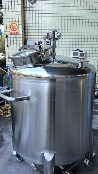 Quality 1000L Mobile Pneumatic Mixing Tank for Large Batch Liquid Manufacturing for sale