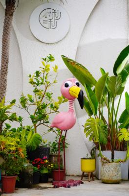 China Indoor / Outdoor Metal Garden Ornaments Figurines Waterproof for sale