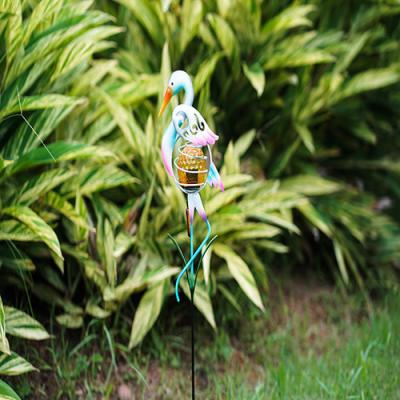 Cina Il giardino alimentato solare variopinto orna l'uccello della decorazione che accende il LED in vendita