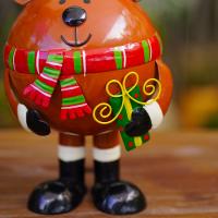 China Custom Metal Christmas Elk Decorations - Handcrafted Rustproof Outdoor Figurines with 100pc MOQ and 60-80 Day Delivery for sale