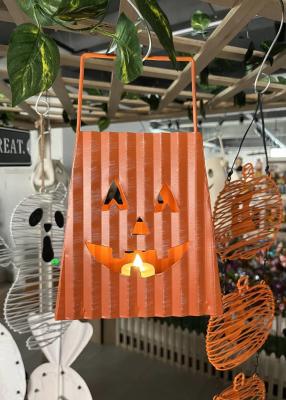 Cina Halloween decorativo orna Jack-O-lanterna dell'interno/all'aperto del metallo in vendita