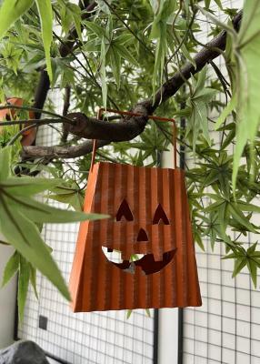 Cina Halloween decorativo orna Jack-O-lanterna dell'interno/all'aperto del metallo in vendita
