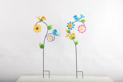 Cina Decorazioni per giardini esterni in metallo artigianali inserti di fiori durevoli personalizzabili in vendita