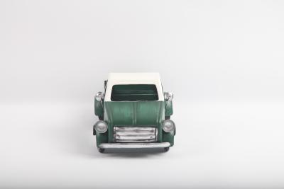 Cina Vintage Green Truck Decorazioni da giardino in metallo di ferro all'aperto in vendita