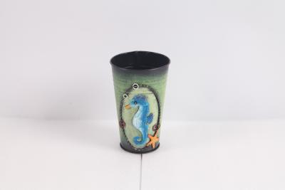 Cina Vaso artigianale in metallo di ferro in ambiente interno, serie di animali marini personalizzabili, cavallo di mare, tartaruga delfino in vendita