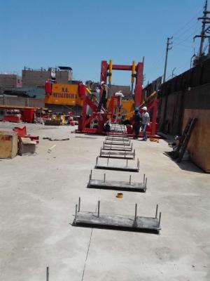 China Automatically Big Pole Pipe Making Machine / Pipe Close And Welding Machine for sale