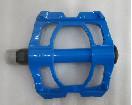 China Fashionable Blue Mountain Bike Pedals  Weather Resistance Easy Installation for sale