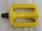 China High Durability Yellow Bike Pedals Bicycle Accessories OEM Available for sale