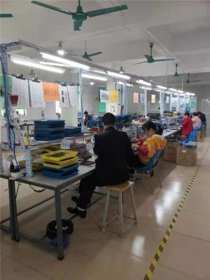 중국 CMC 13UH 10A 2LN SMD, 10 킬로 헤르츠 2 라인 공통 모드 초우크 서피스에 있는 744290130,13 우에는 10A DCR 2.7mOhm을 탑재합니다 판매용