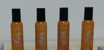 China Customized 5 Stars Hotel Bathroom Amenities Shampoo Bath Gel Disposable for sale