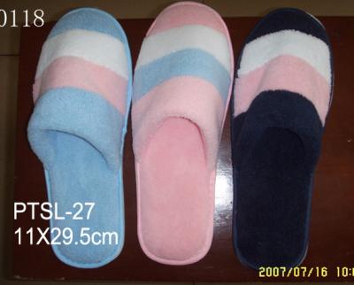 China Rainbow coral velvet hotel slippers of closed toe with 5mm EVA sole for sale