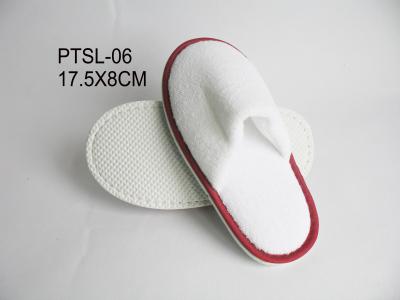 China Disposable Hotel Cotton Closed Toe Slippers , Mens Home Slippers for sale