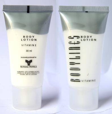 China 30ml Promotional gift mens and womens body lotion of Spa, Hotel Guest Toiletries for sale