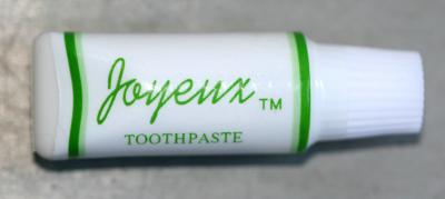 China Promotional Mens and womens Dental cream and tooth brush kit for Hotel Guest Toiletries for sale